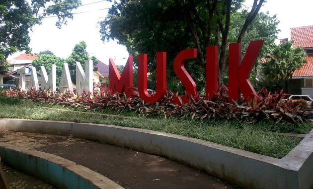 Harga Tiket Masuk Taman Musik Centrum Bandung, Update Terbaru – Harga ...